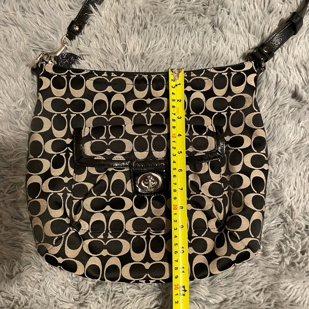 Coach Purse Signature Logo Black And Grey - Gem